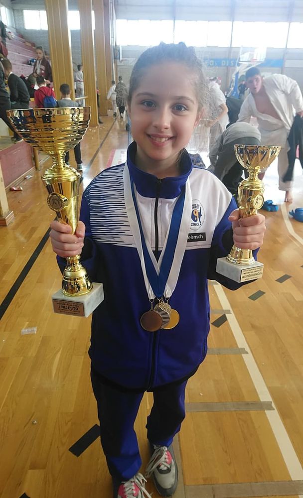 FOTO: KK Perfekt Zenica najuspješniji klub, Zejneb Efendić ...