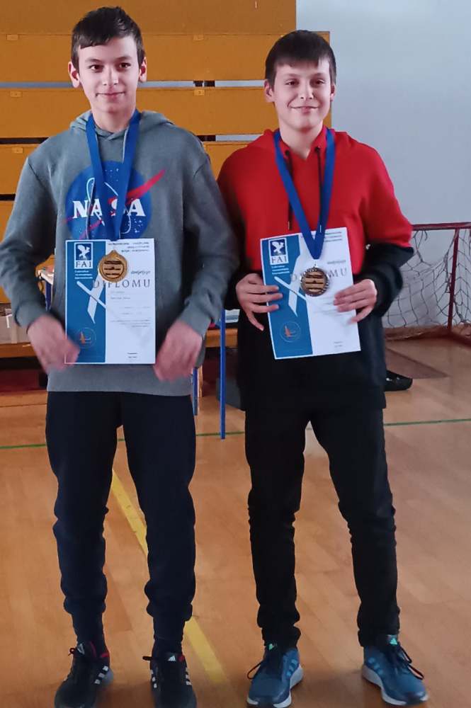 FOTO: Državno prvenstvo aero modelara za juniore i seniore u dvoranskim ...