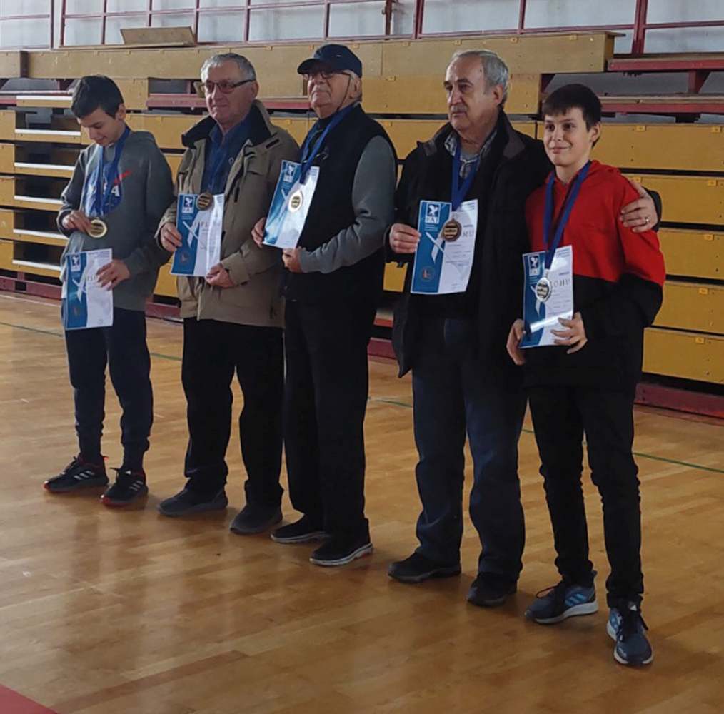 FOTO: Državno prvenstvo aero modelara za juniore i seniore u dvoranskim ...