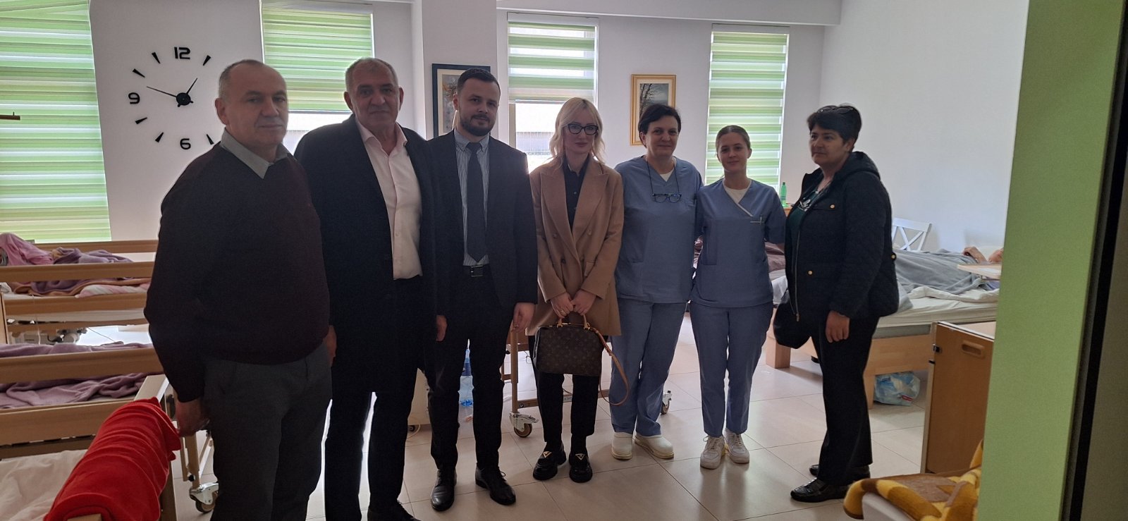 Ministri Šimunović i Salčinović te zastupnik Tadić posjetili Stacionar ...