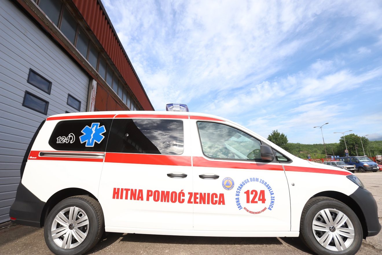 Civilna zaštita nabavila novo sanitetsko vozilo za Hitnu pomoć Zenica - Zenicablog