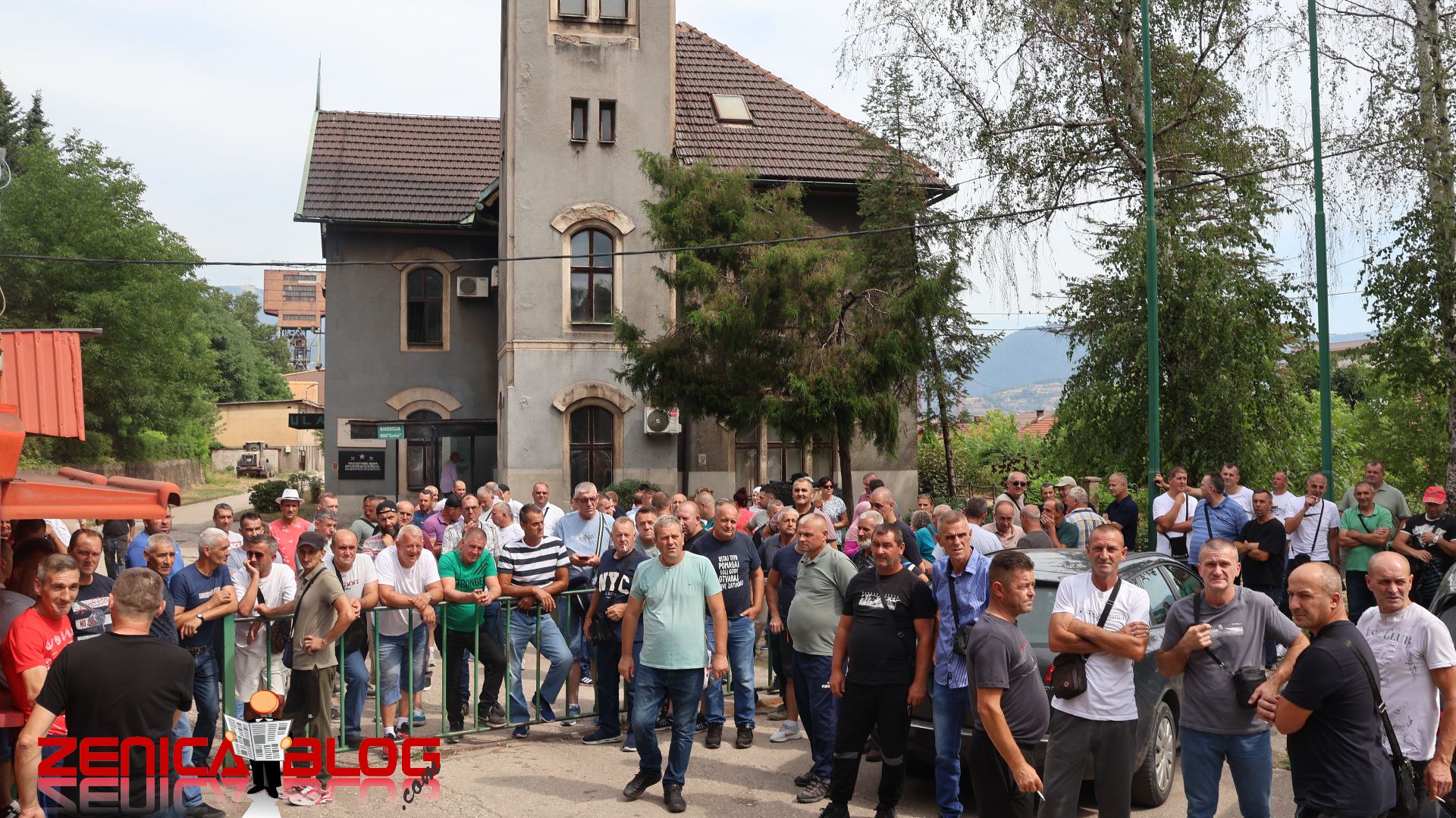 Zbog neisplaćenih plaća rudari RMU Zenica najavili protest pred Vladom ...