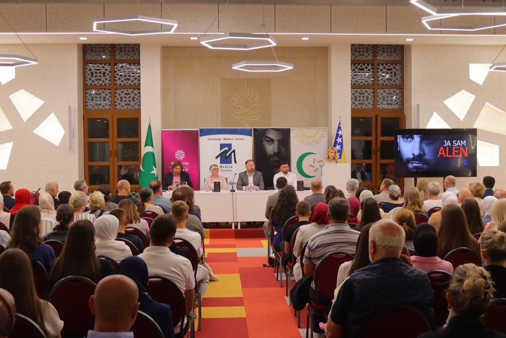FOTO: U Zenici promovisana knjiga “Ja sam Alen” - Zenicablog