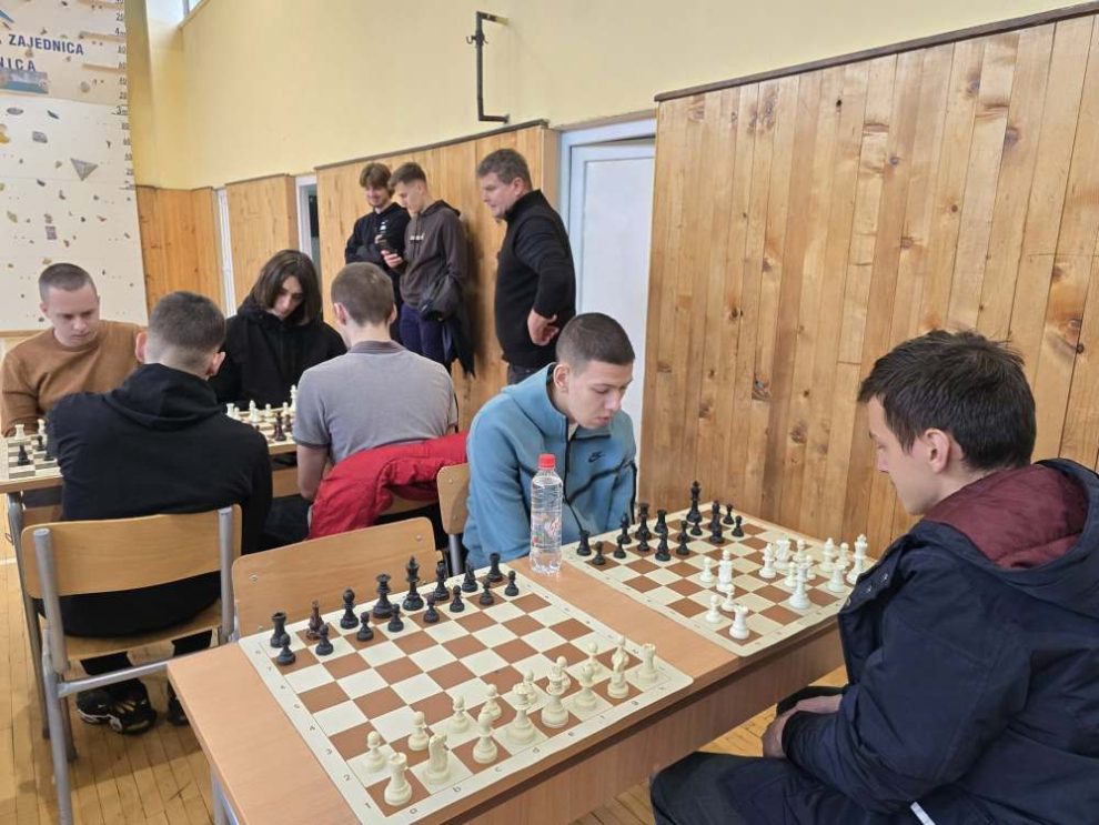 FOTO: ŠK "Čelik" Zenica održao pojedinačna prvenstva Druge gimnazije i ...